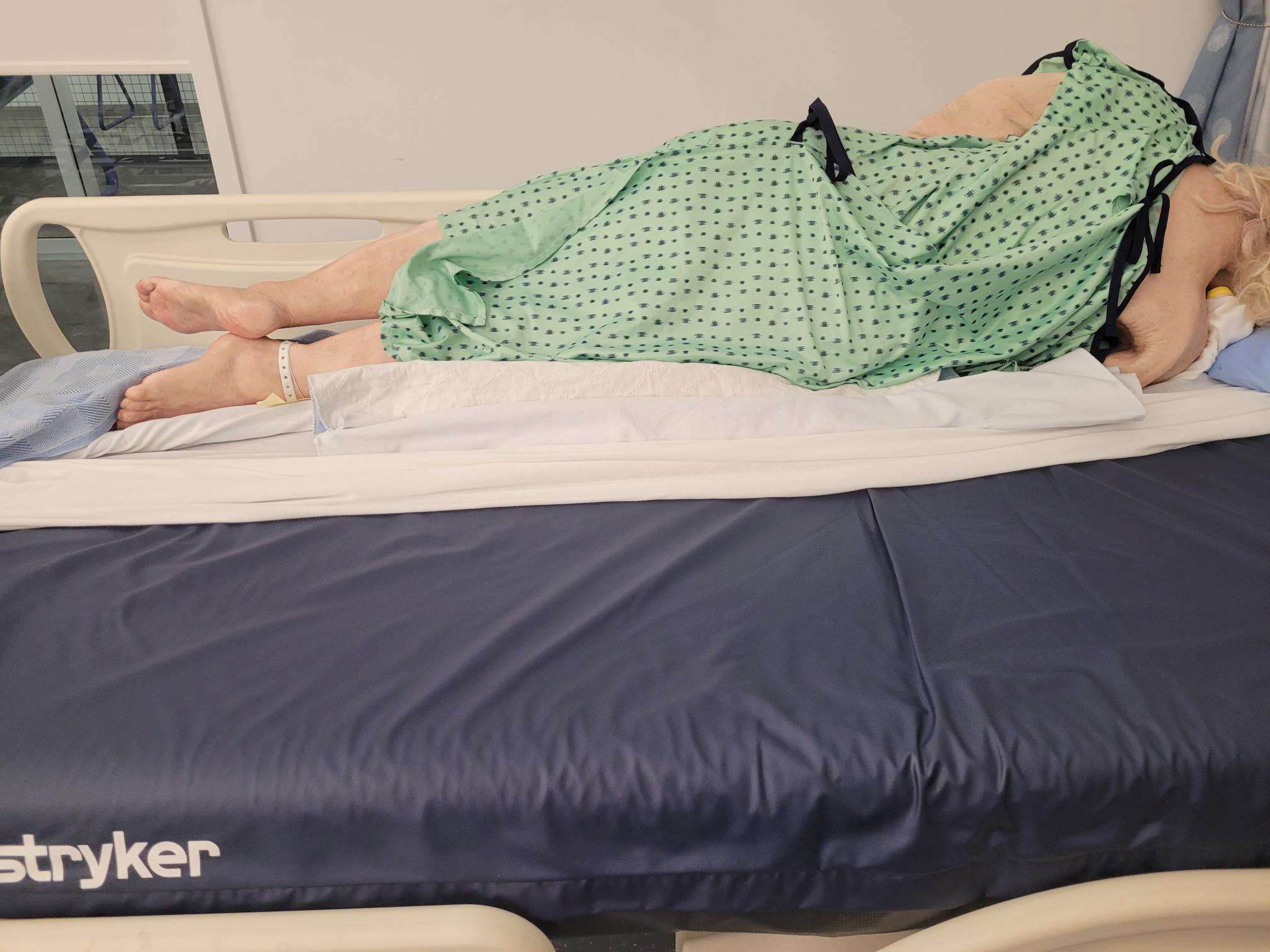 5.3 Bedmaking Procedures – Personal Care Skills for Health Care Assistants